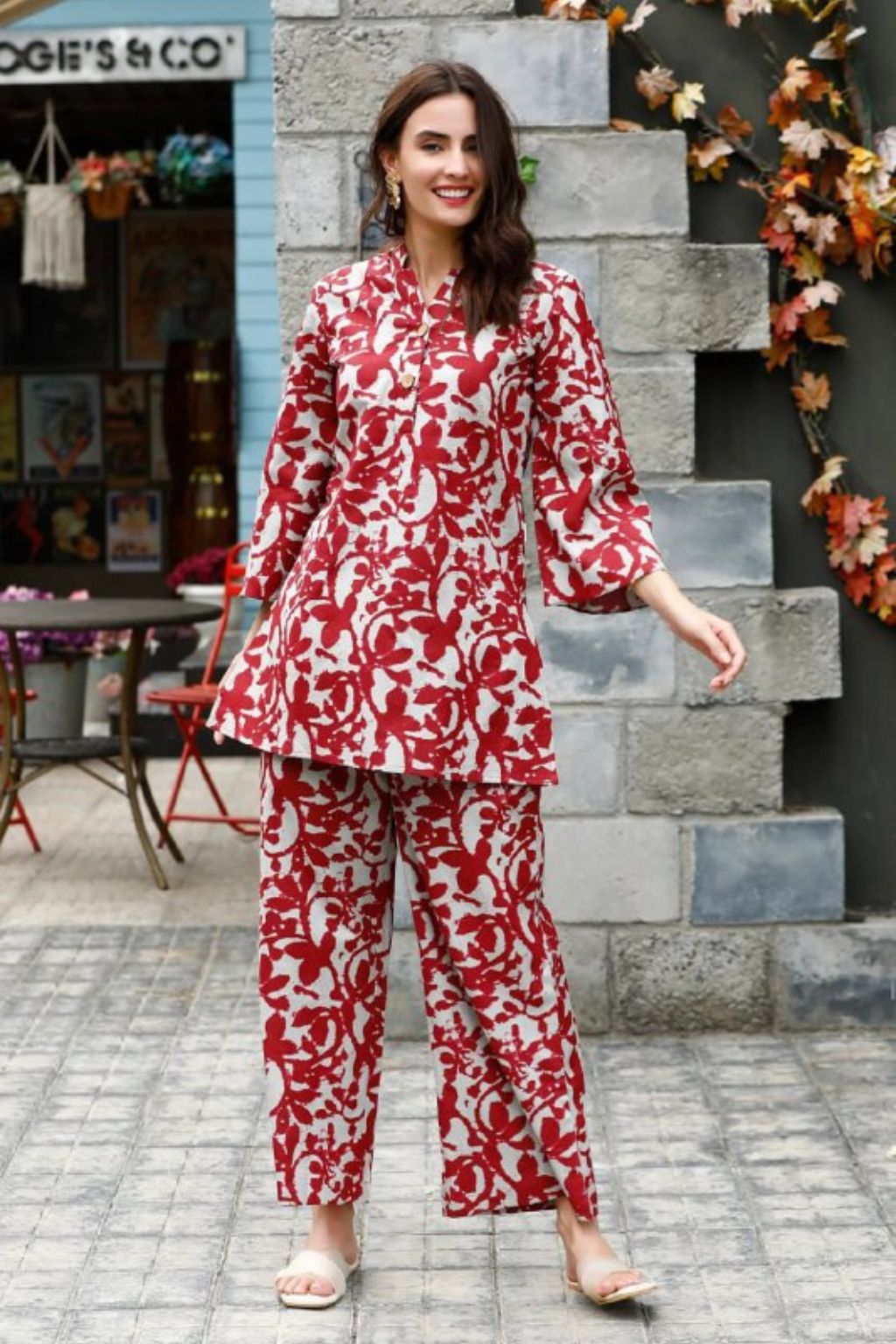 Lubna Fashions – Bring Out the Star in you